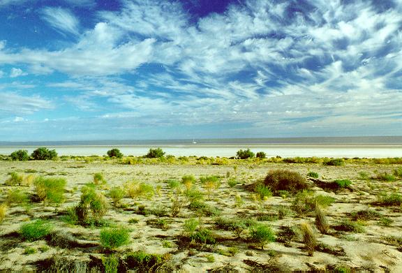 Prominent Hill Photos